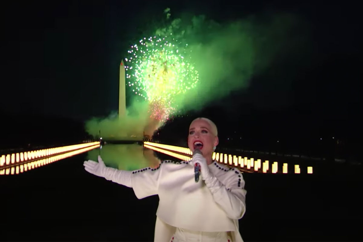 Katy Perry Lights Up The National Mall With Stunning 'Firework ...